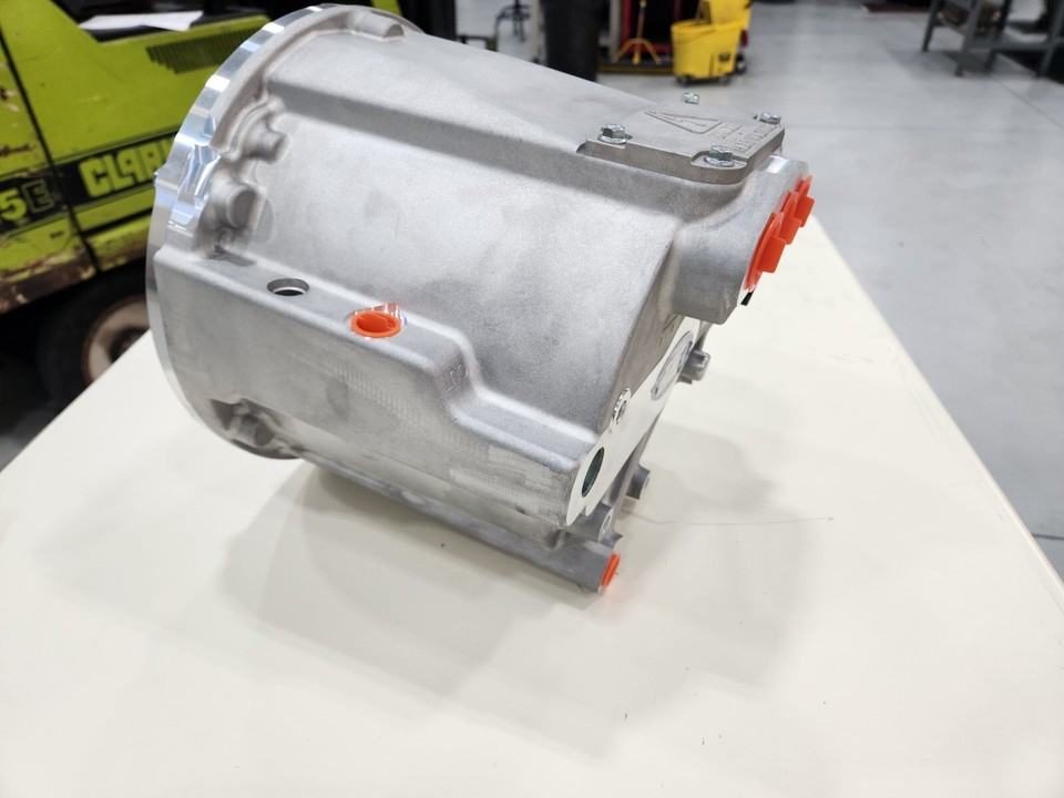 New Cascadia Remy / Borg Warner HVH-250-115-DOM Electric Vehicle Drive ...