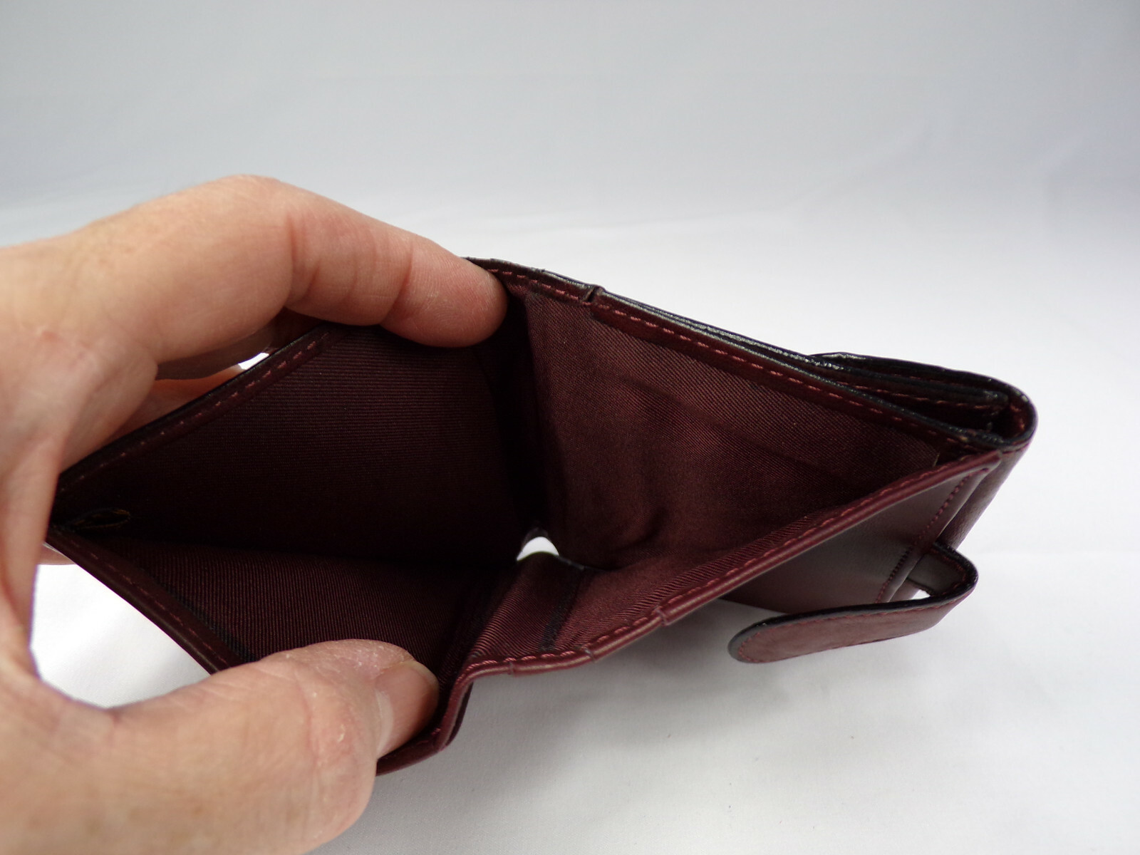 Vintage Guang Tong Genuine Leather Wallet Brown Snap Closure C/C Slots ...