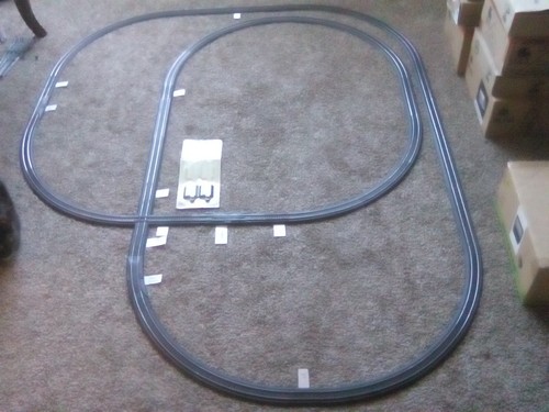 Bachmann HO Scale blk roadbed sEZ Track 60" X 71" L Shape Layout Set ...