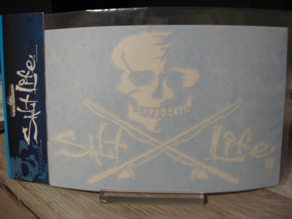 Salt Life Decal - 6.5" Small Surface Mount Sticker - Skull & Rods ...