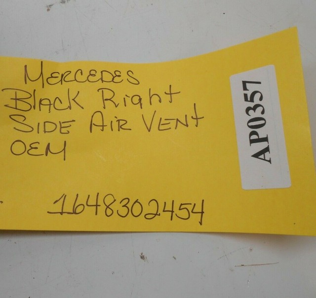 MERCEDES Right Side Dash Air Vent Black Blade 1648302454 Sd0022 for ...