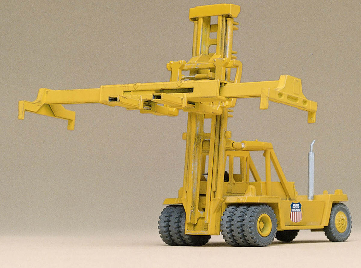 Walthers Cornerstone HO Scale Intermodal Vehicle Kit Kalmar Container ...