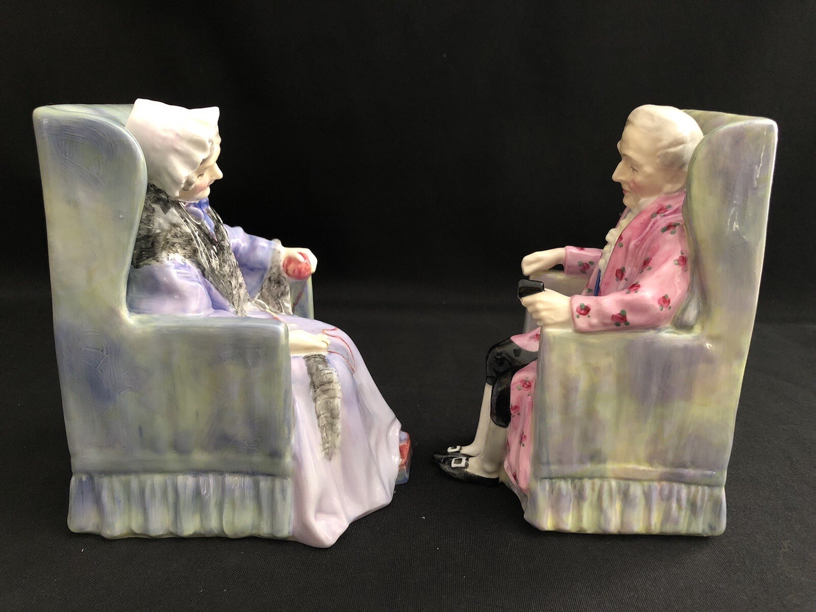 ROYAL DOULTON DARBY HN2024 & JOAN HN2023 OLD COUPLE SITTING IN CHAIR ...