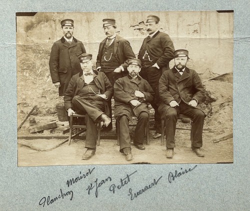 FRANCE Six hommes avec uniforme Cheminot à identifier Photo Vintage ...