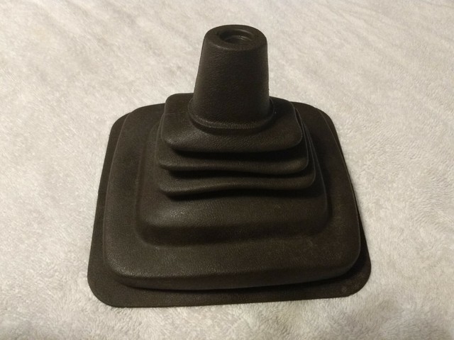 VW Volkswagen Vanagon rubber shift boot manual trans black 80-91 for ...