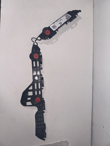 2018-2023 Toyota Camry Rear Passenger Side Bumper Cover Retainer Black ...