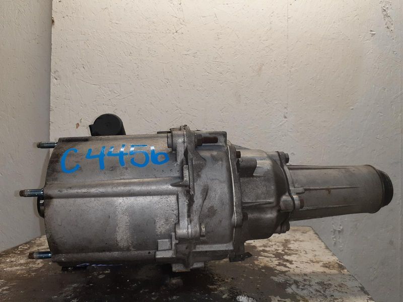 2005-2007 Dodge Dakota Transfer Case Assembly NV233 OEM | Genuine OEM ...
