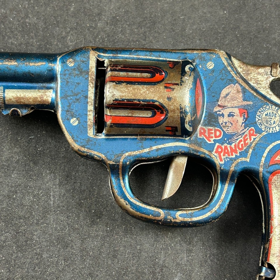 RED RANGER WYANDOTTE TOYS TIN METAL 1950s ANTIQUE VTG CLICKER TOY GUN ...