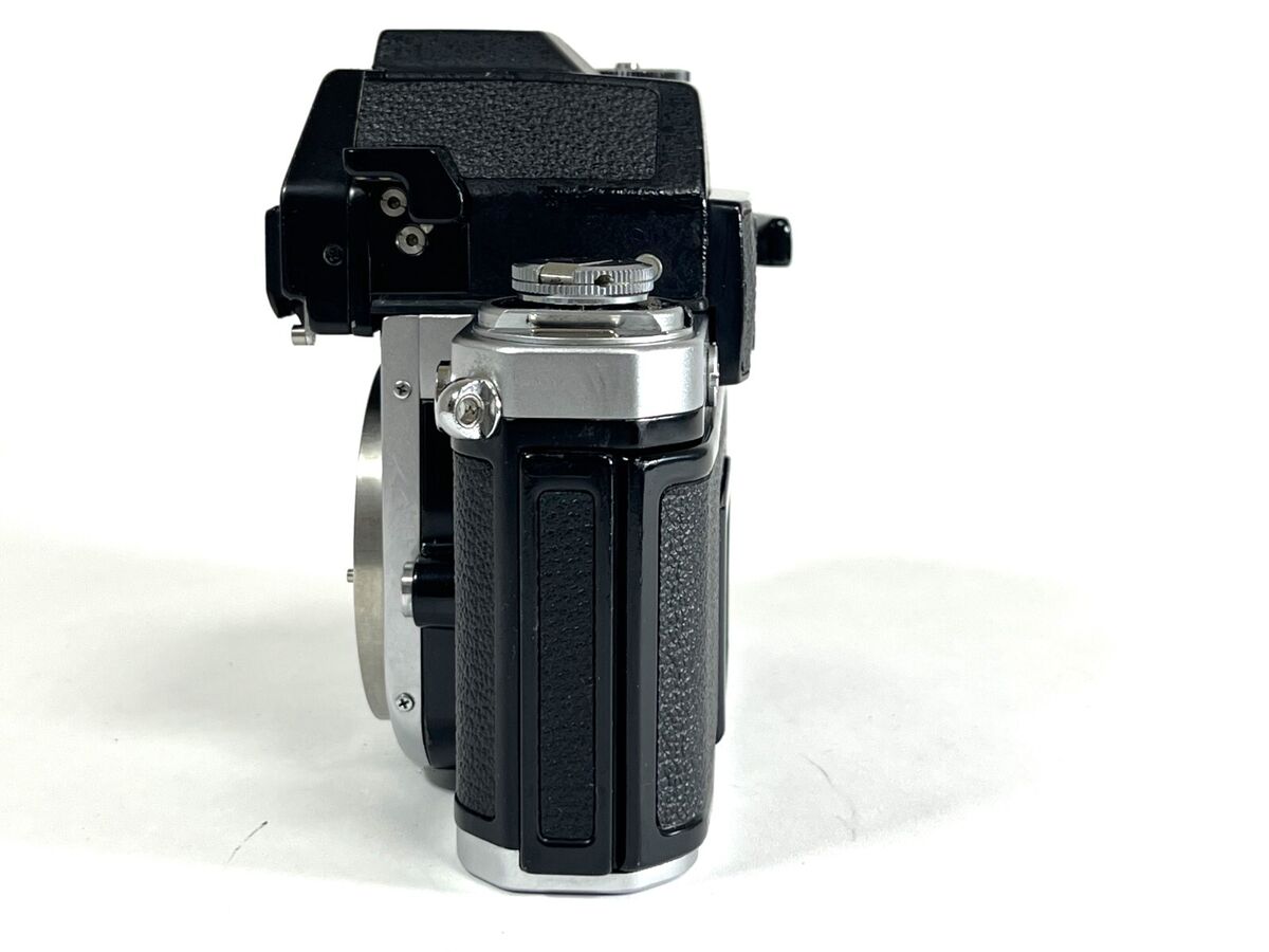 Nikon F2 Photomic S Silver SLR Film Camera /50mm f/2 lens Nikon F2 Photomic S Silver SLR Film Camera /50mm f/2 lens
