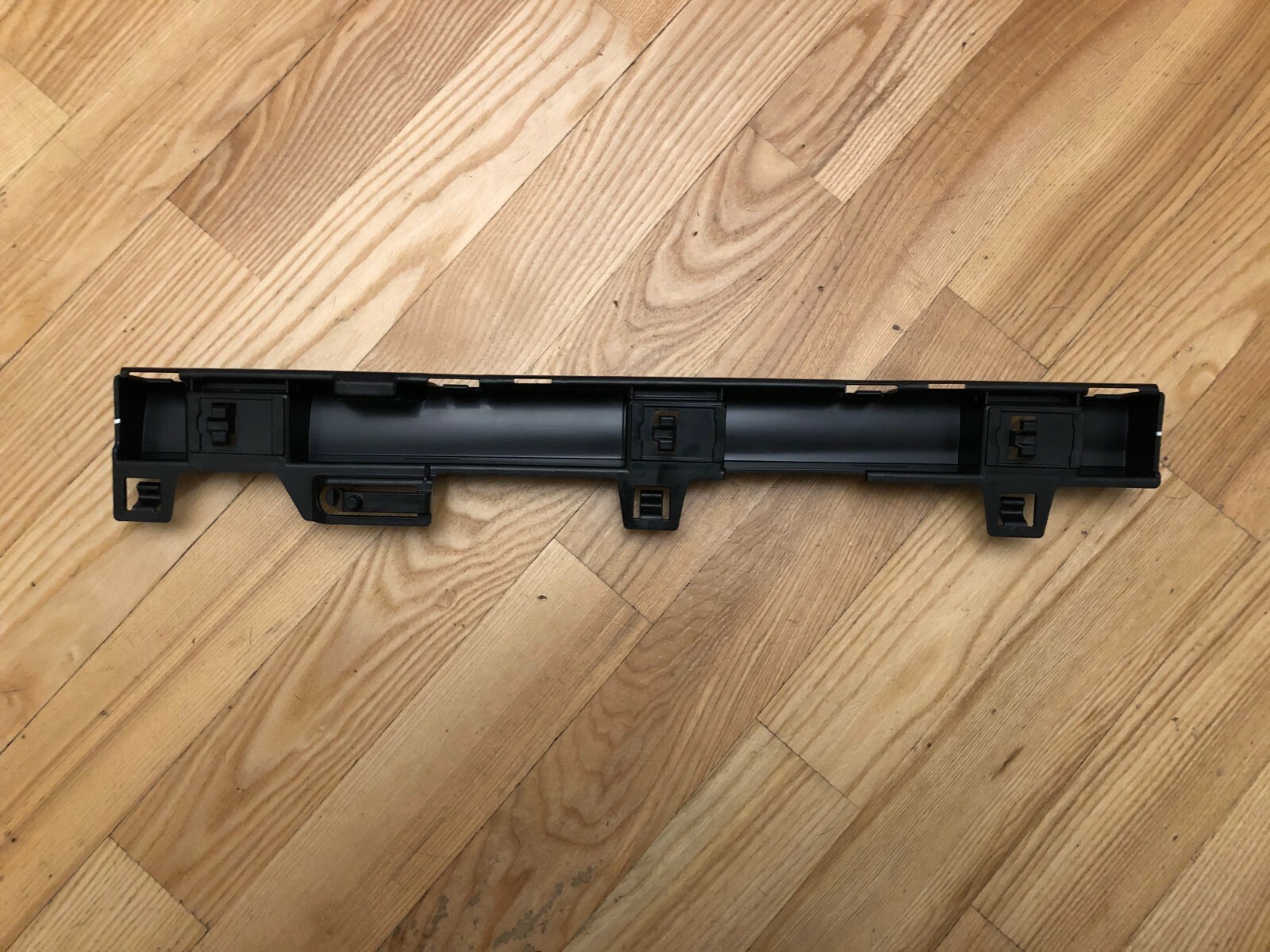 Genuine BMW F22 F21 Moulding Supporting Ledge Support Right Side ...