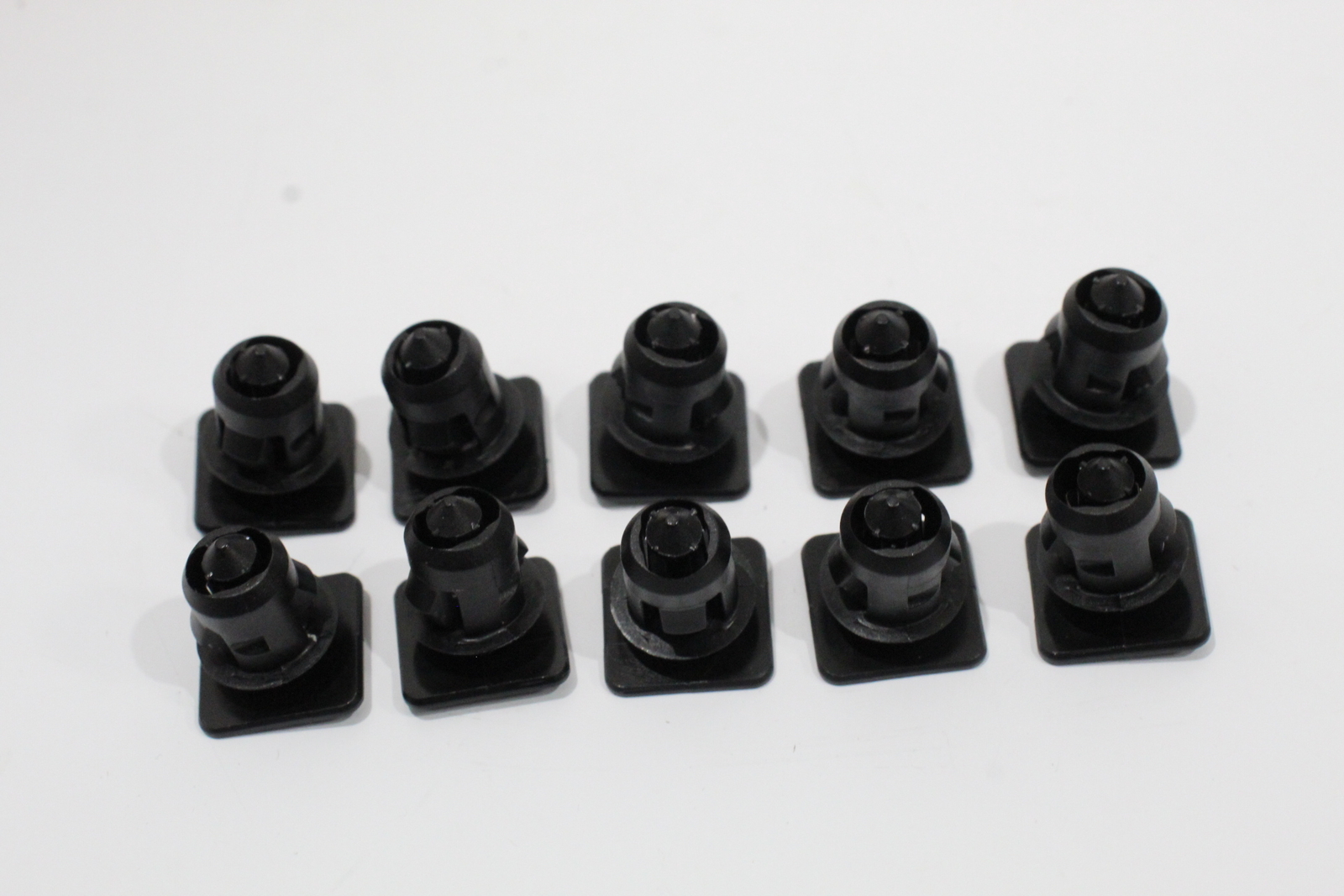 Audi A8 4D D2 FL Pack of 10 Door Card Retaining Clips New Genuine ...