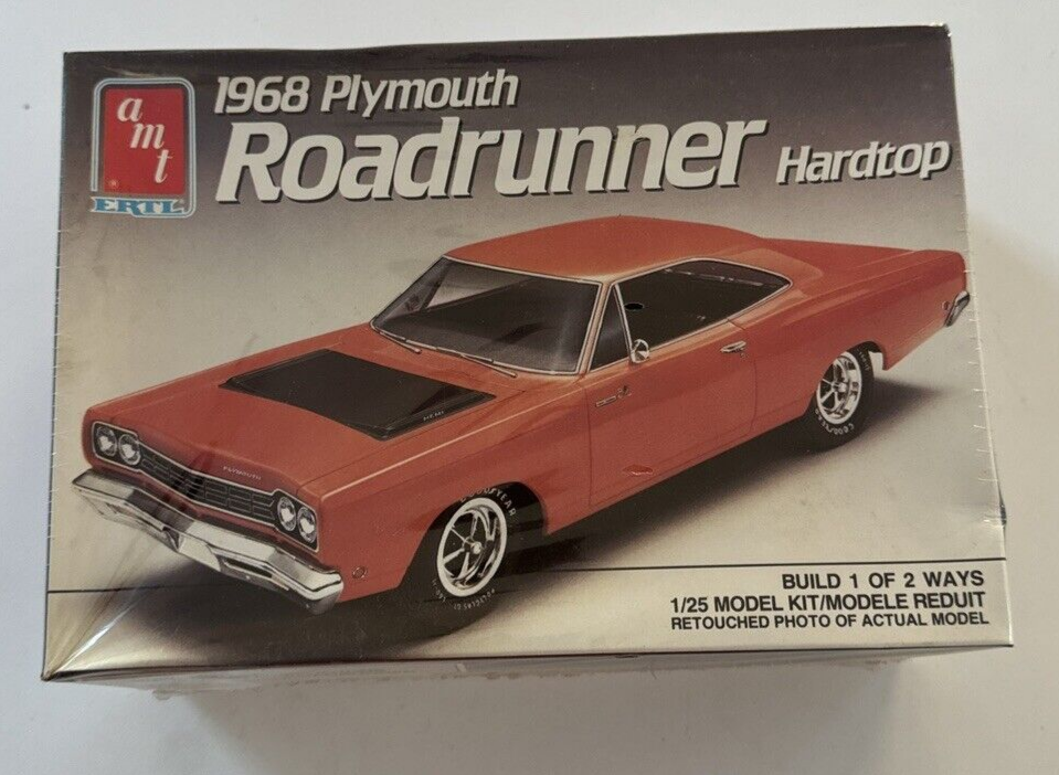 AMT 1968 Plymouth Roadrunner Hardtop 1/25 Sealed New Kit | eBay
