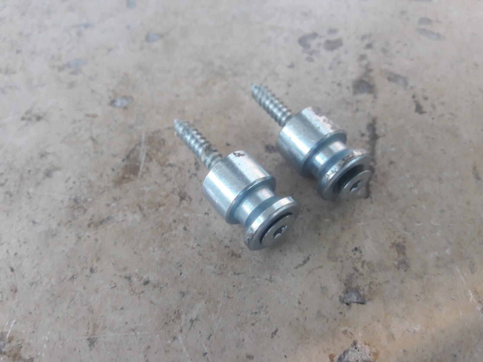 67006109 Whirlpool Refrigerator Door Handle Mounting Stud WP12945201 ...