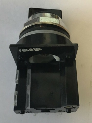 GENERAL ELECTRIC CR104P SELECTOR SWITCH 3POS. NEMA A600 | eBay