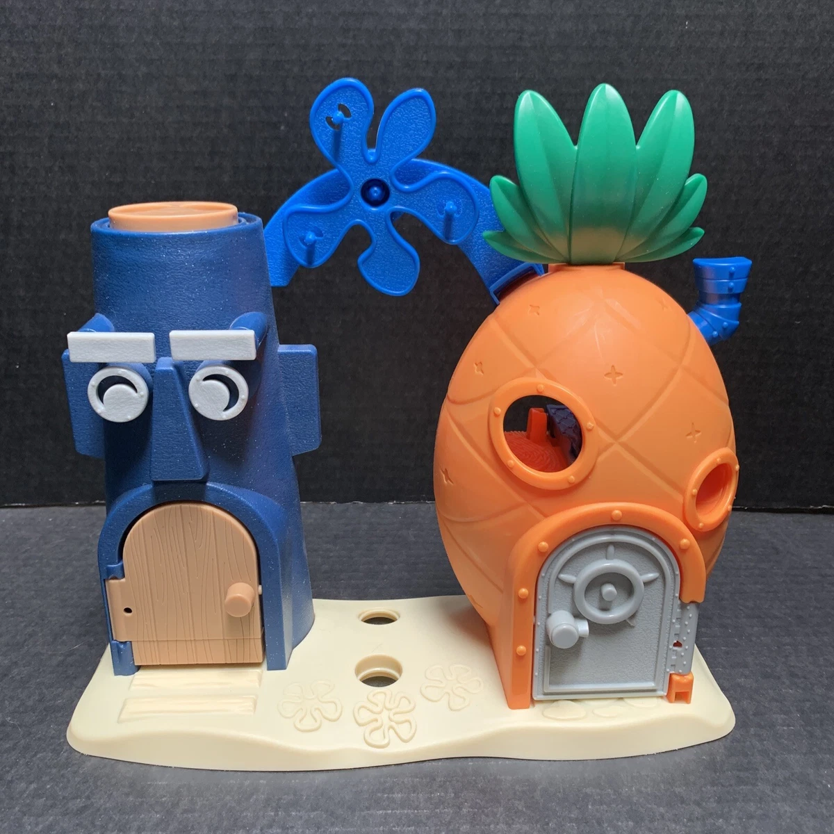 Spongebob Pineapple Playset