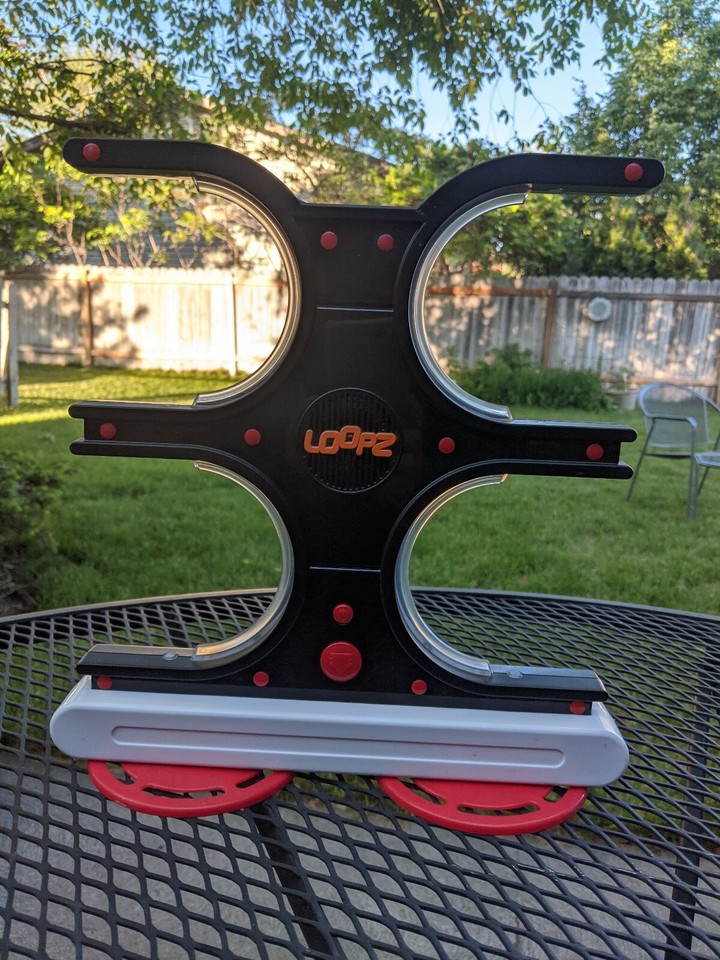 LoopZ by Mattel - Electronic Music Memory Sequence Game Interactive ...