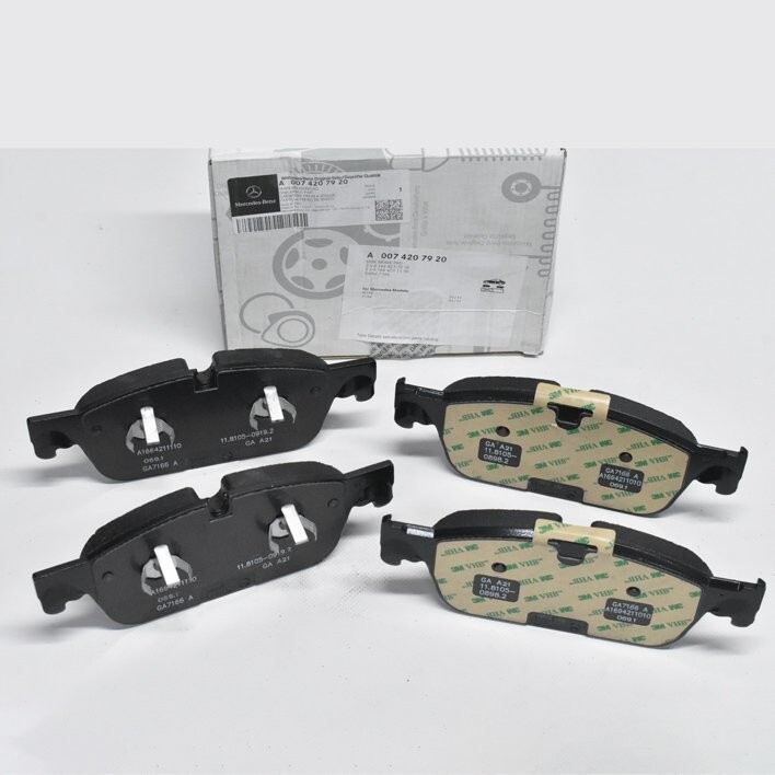 Mercedes-Benz Genuine Front Brake Pad Set 0074207920 | eBay