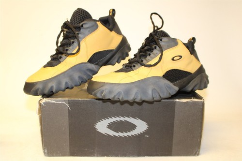 Oakley RARE Chop Saw Goldenrod Mens 12 46 Rugged Lifestyle Sneakers ...