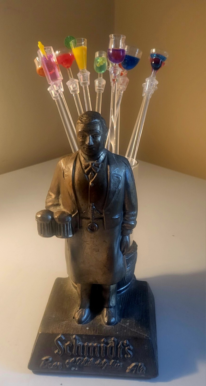 Vintage Schmidt's Beer & Ale Bartender Statue (1950s) | eBay