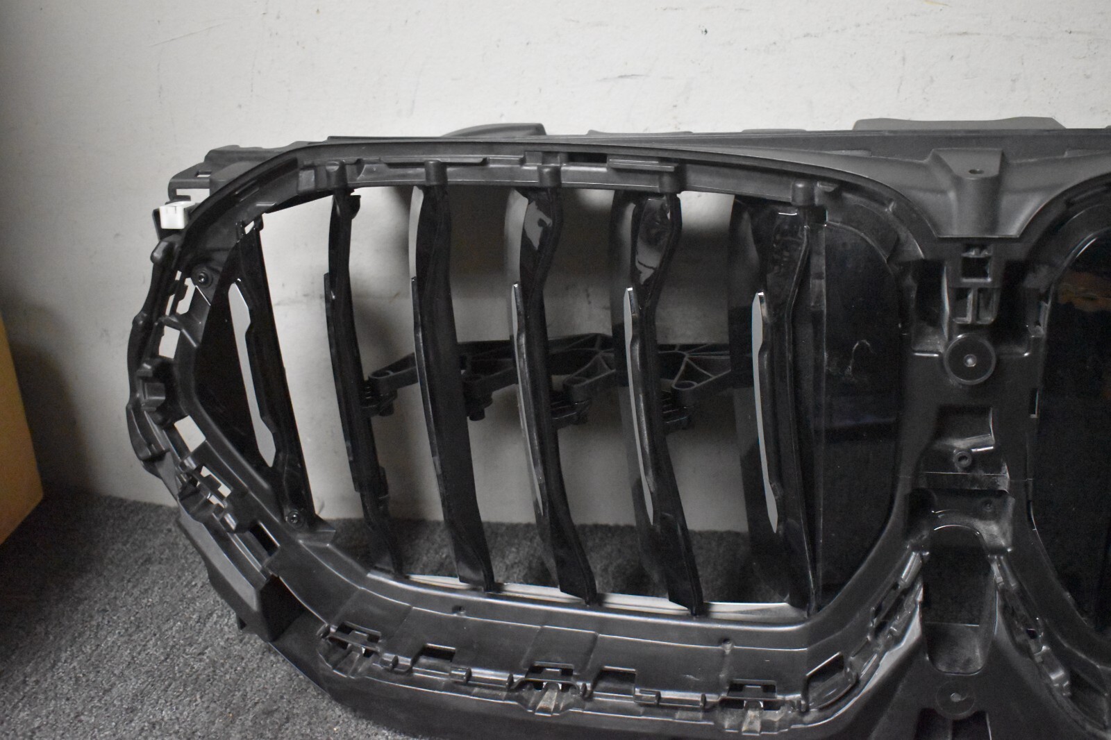 2019-2020 BMW X5 FRONT AIR SHUTTER GRILLE FACTORY OEM | eBay