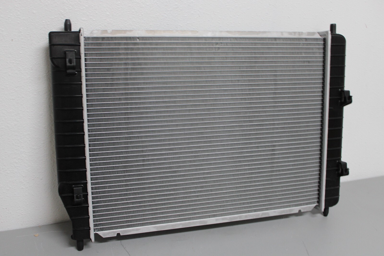 2004 2005 2006 2007 2008 CADILLAC XLR RADIATOR COMPLETE | eBay