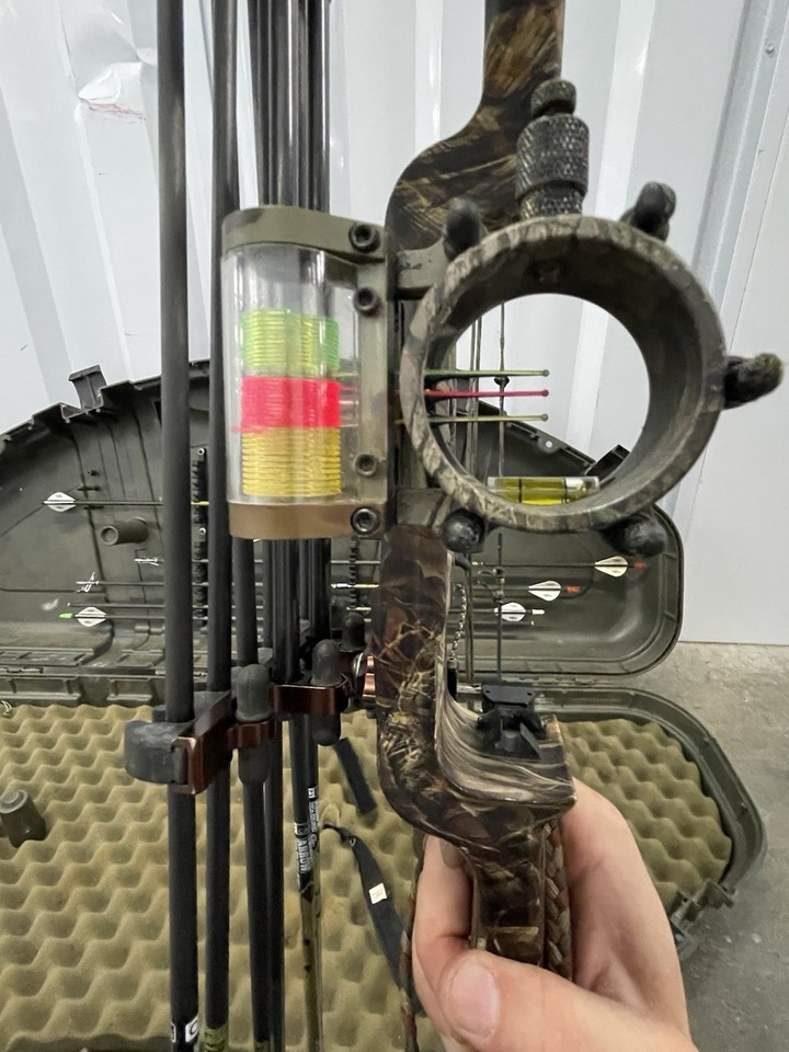 2006 Bowtech Allegiance 30 Inch Draw 70lb Pull Hunting Bow | eBay