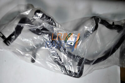 Genuine Land Rover LR4 To Expansion Tank Heater ENGINE COOLANT HOSE ...