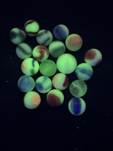Vintage Uranium Glass UV Reactive Marbles Lot Of 20 Alley Peltier ...