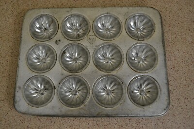 Vintage Tin Fox Run Mini Muffin Tin Candy Molds Holds 1 Dozen Hong Kong ...