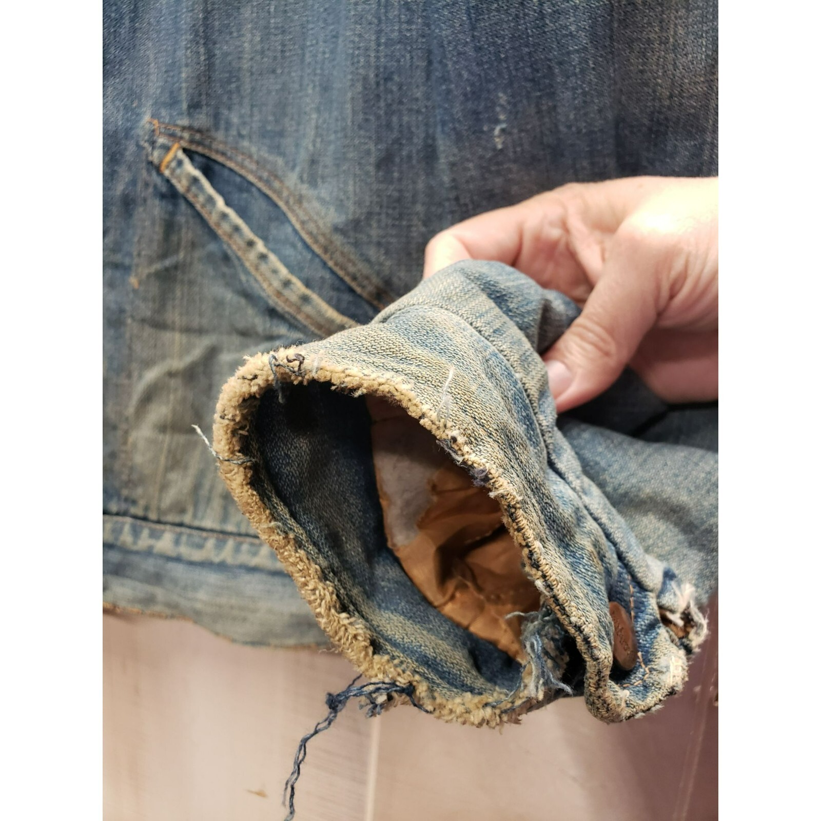 Vtg Wrangler Trucker Denim Jacket USA Sz 44 Sherpa Lined Distressed ...