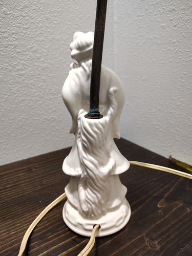 Vintage MCM Asian Off White Geisha Chinoiserie Table Lamp *Needs New ...
