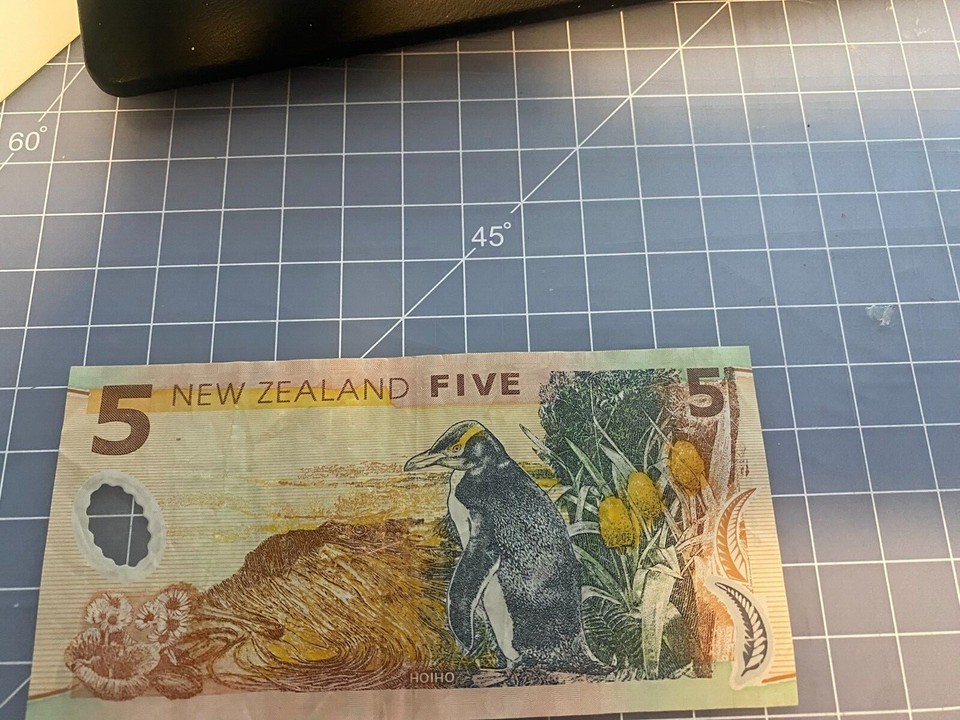 1992 RESERVE BANK OF NEW ZEALAND $5 DOLLAR UNC EDMUND HILLARY CURRENCY ...