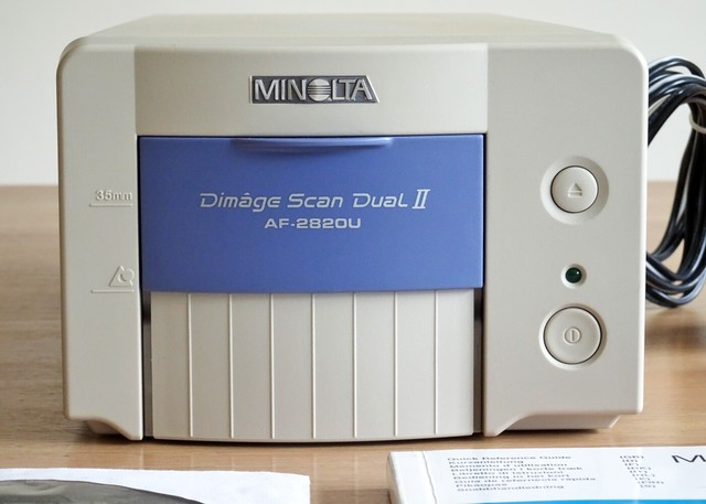 Konica Minolta Dimage Scan Dual II Photo, Slide & Film Scanner for sale ...