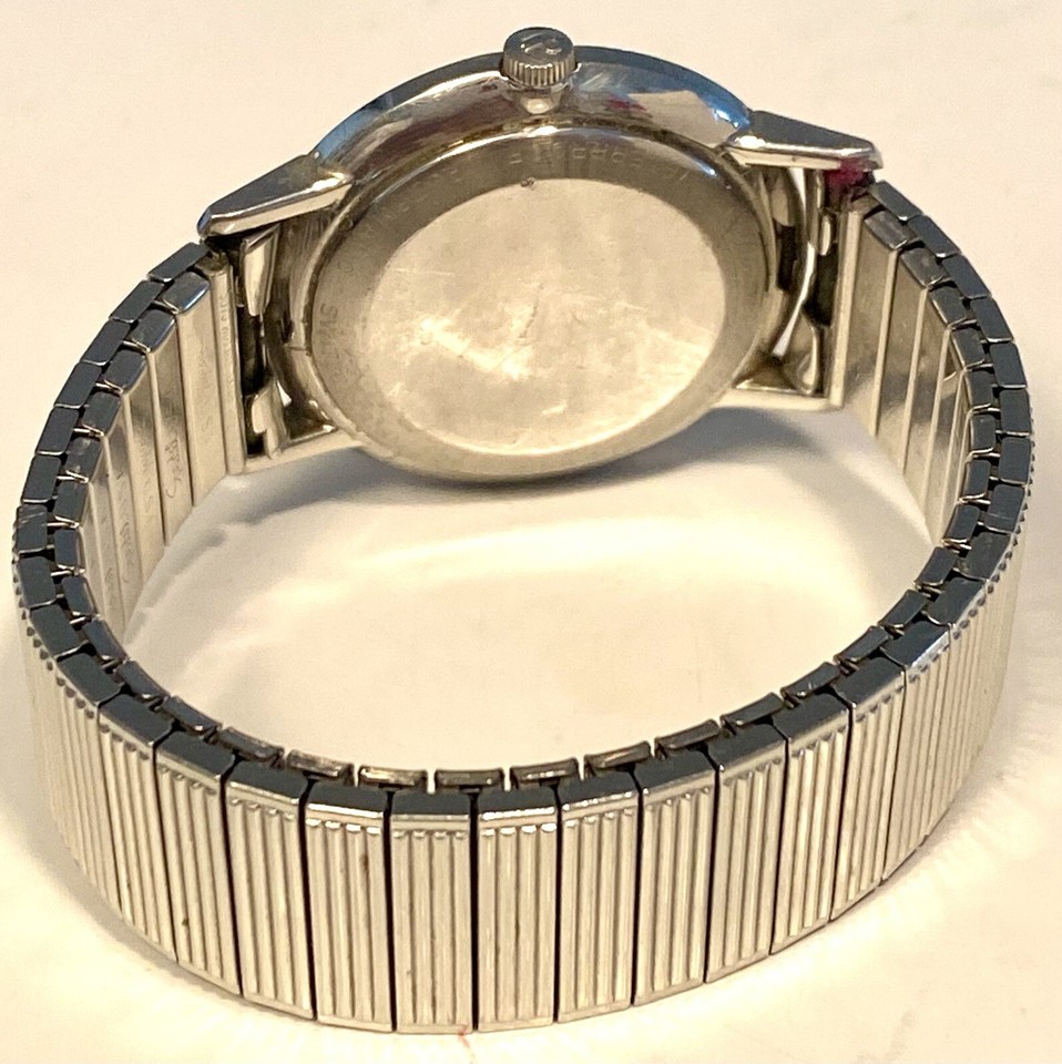 1960s Auto SEASHARK | 36mm Silvertone | Flexi Band | LUCIEN PICCARD ...