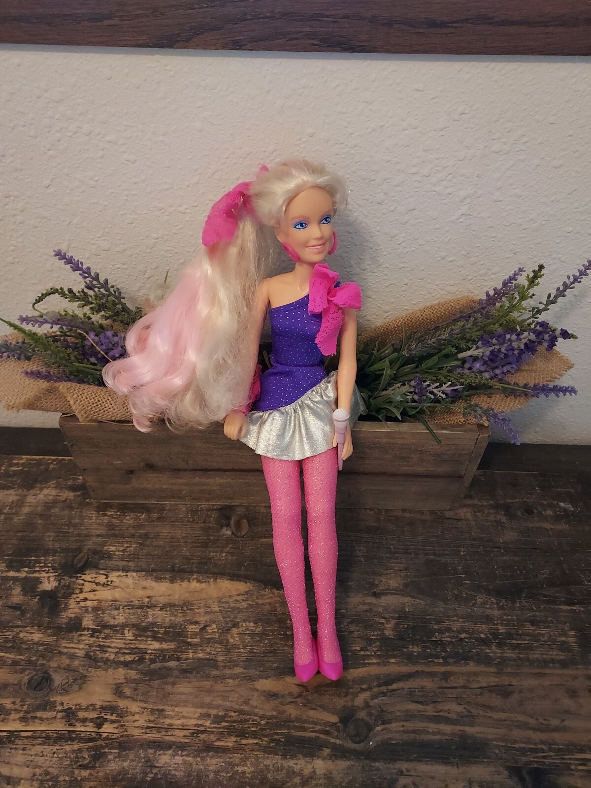 1986 Hasbro Jem And The Holograms Rock N Curl Jerrica Doll With