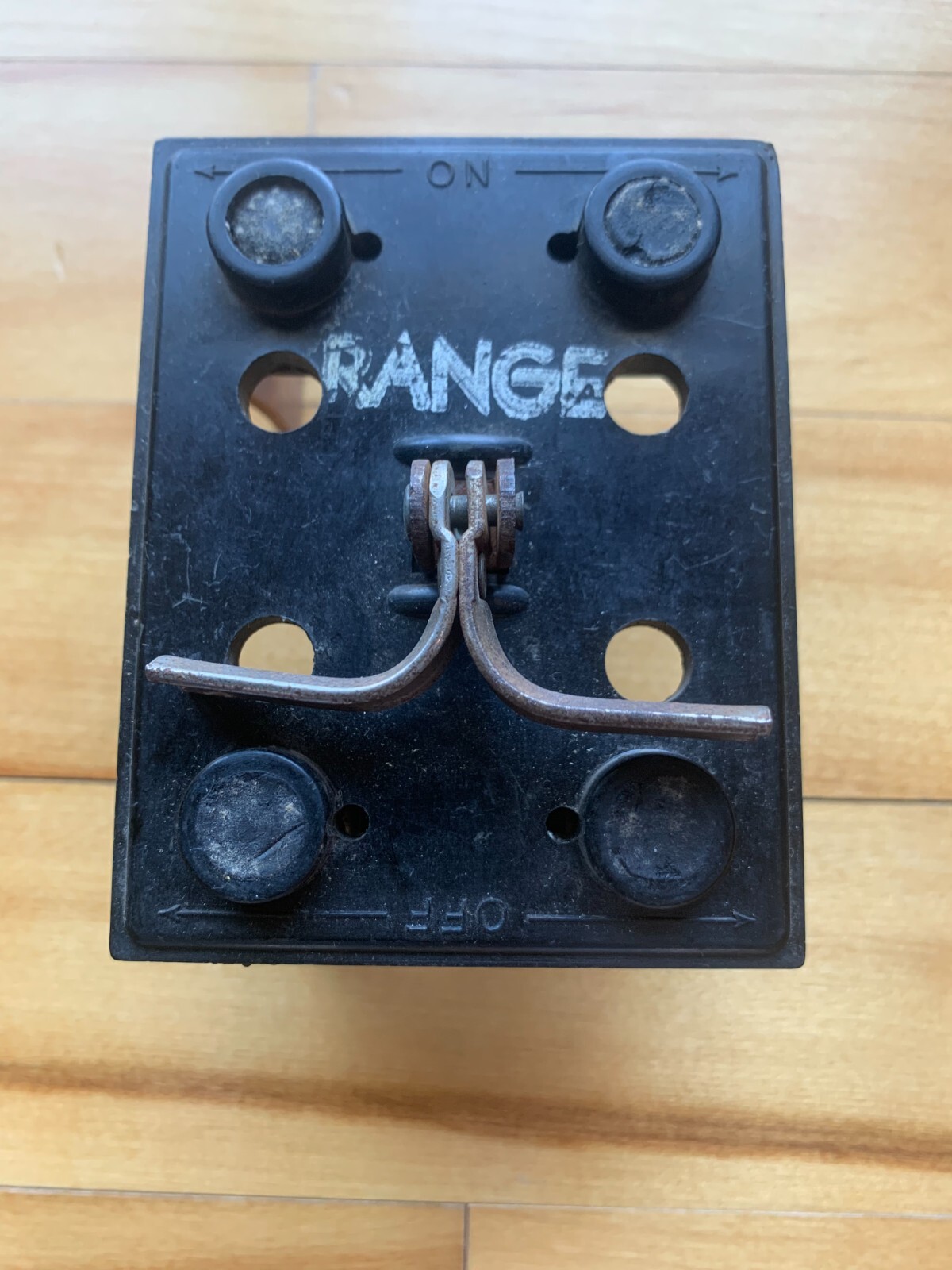 ITE WALKER 60AMP 240VOLT FUSE PULLOUT HORIZONTAL NOTCH - RANGE | eBay