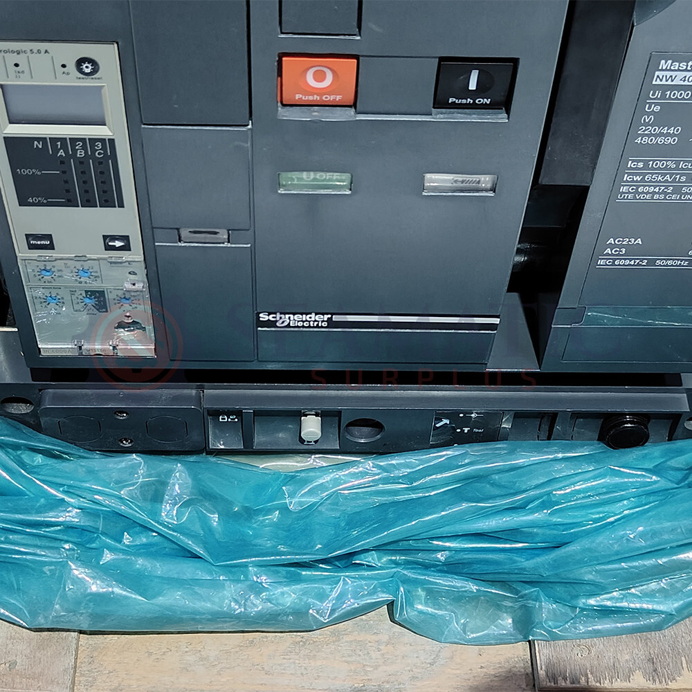 New Schneider Electric NW40H1 Air Circuit Breaker 4000A 3P, Drawout ...