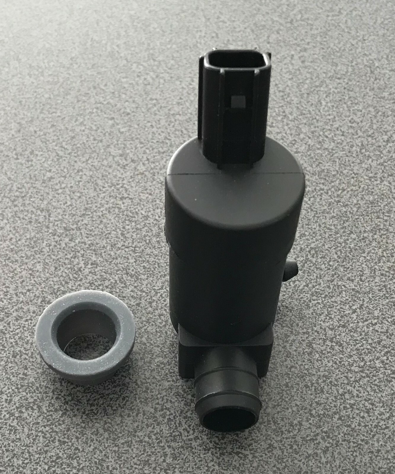 VOLVO S60 S40 S80 Ford Focus Mondeo Wash Water Washer Pump 31349235 ...
