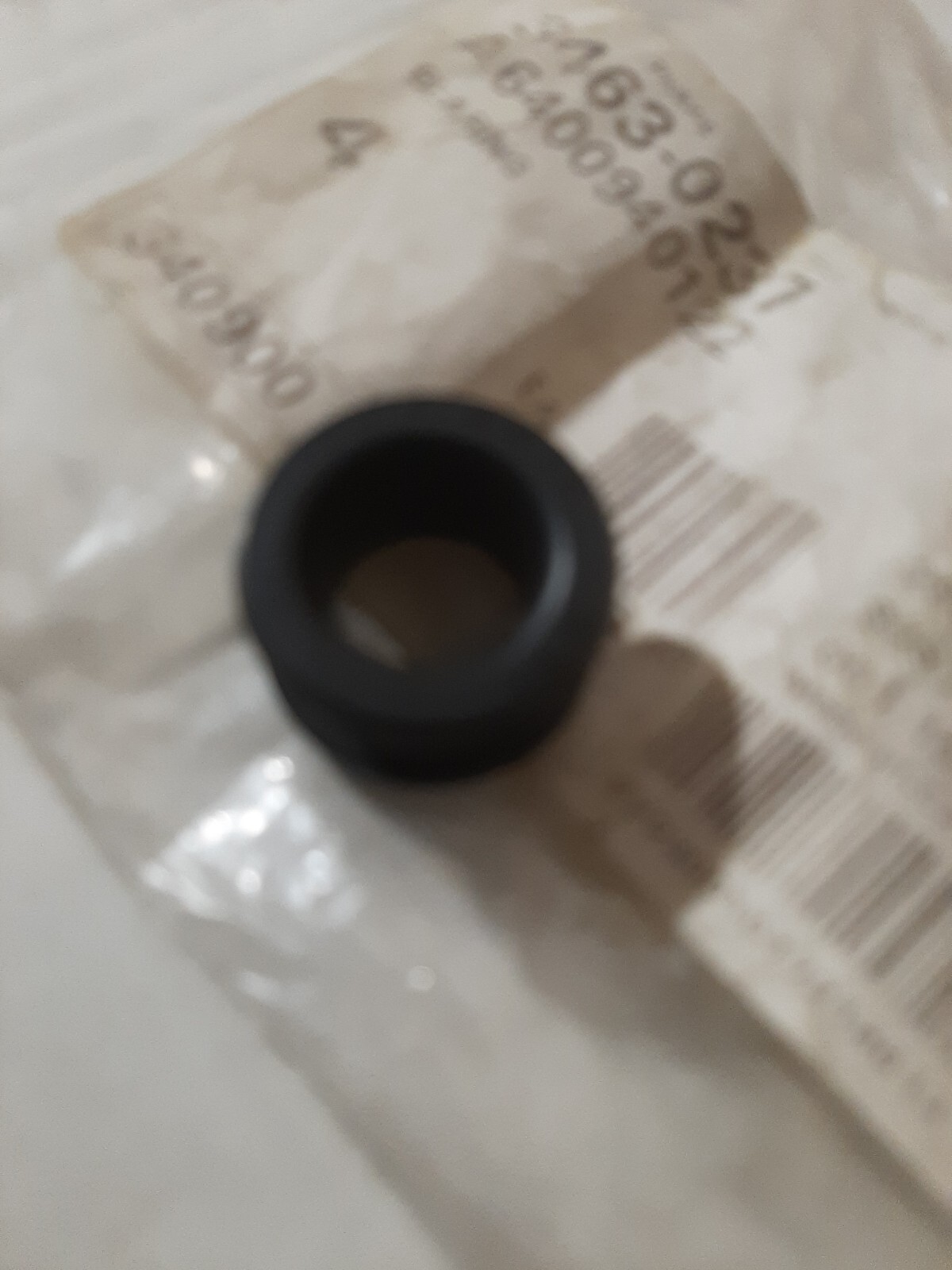 MERCEDES OM640 CUSCINETTO SUPPORTO SCATOLA FILTRO DELL'ARIA OEM ...