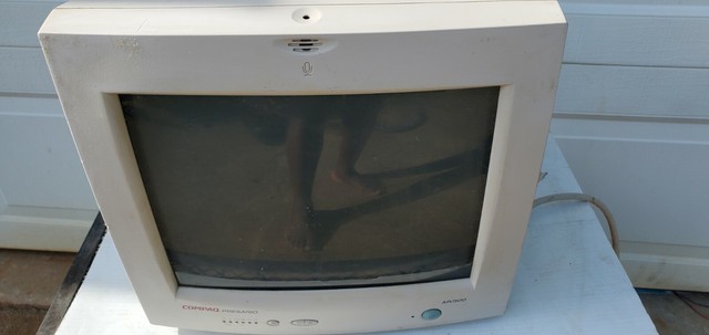 Vintage Compaq Presario CRT Monitor Mv540 Gaming Model 315u. Biege for ...