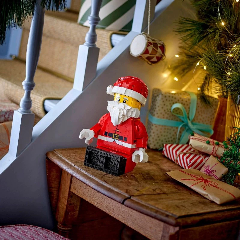 Custom 40820 Santa Claus Minifigure Up-Scaled Father Christmas gift ...