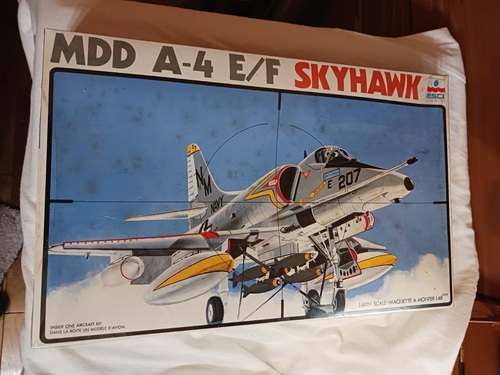 McDonnell Douglas A-4 E/F SkyHawk Bantam 1/48 Scale Craft Model Kit ...