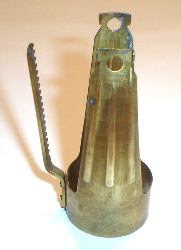 Antique Aladdin Model 12 Brass Oil Lamp Burner Wick Raiser Non-Magnetic ...