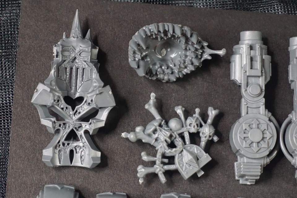 BITS PILE Khorne, wolves, deamon, torsos, terminators 40K Chaos #40k5 ...