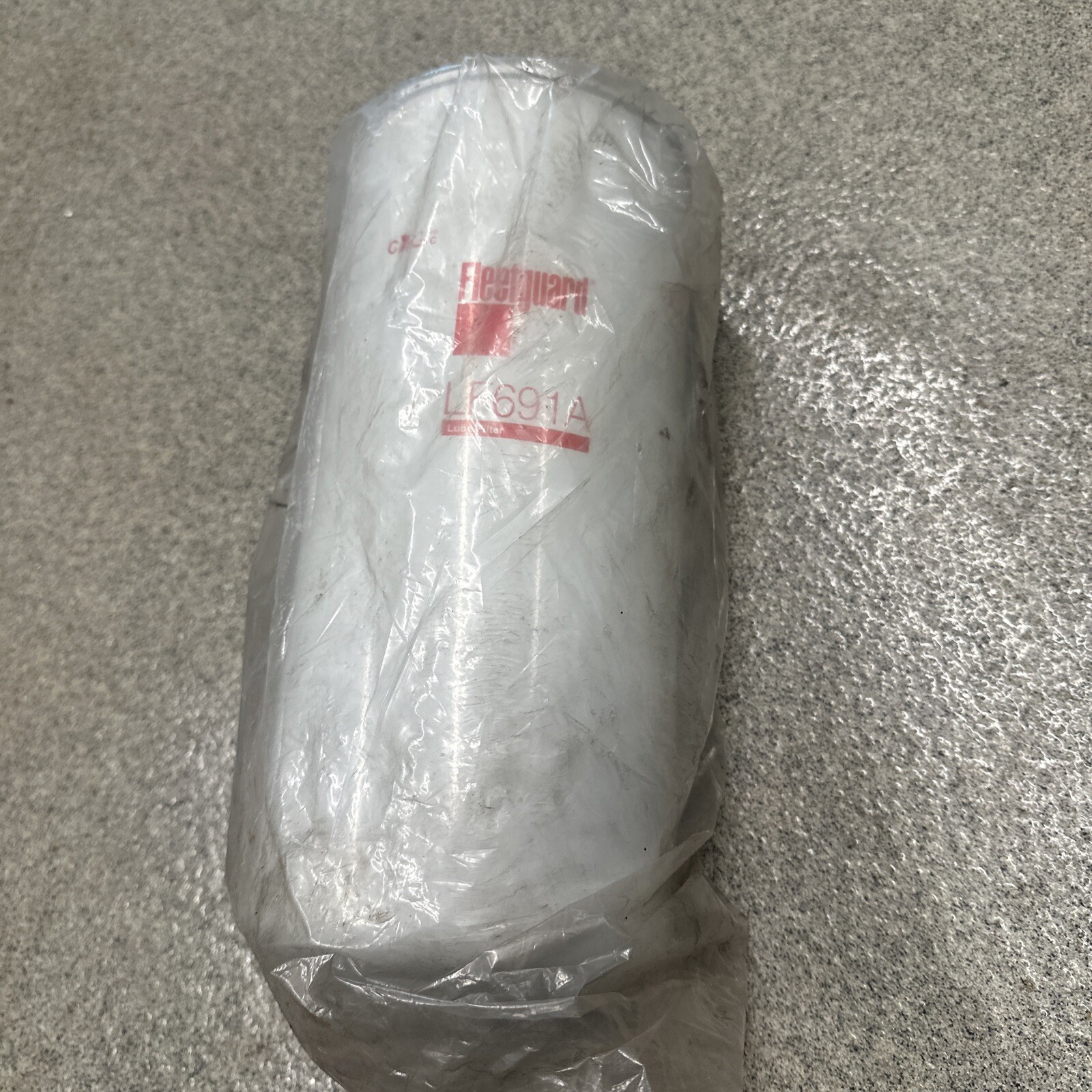 FLEETGUARD LF697 - cross reference oil filters | oilfilter ...