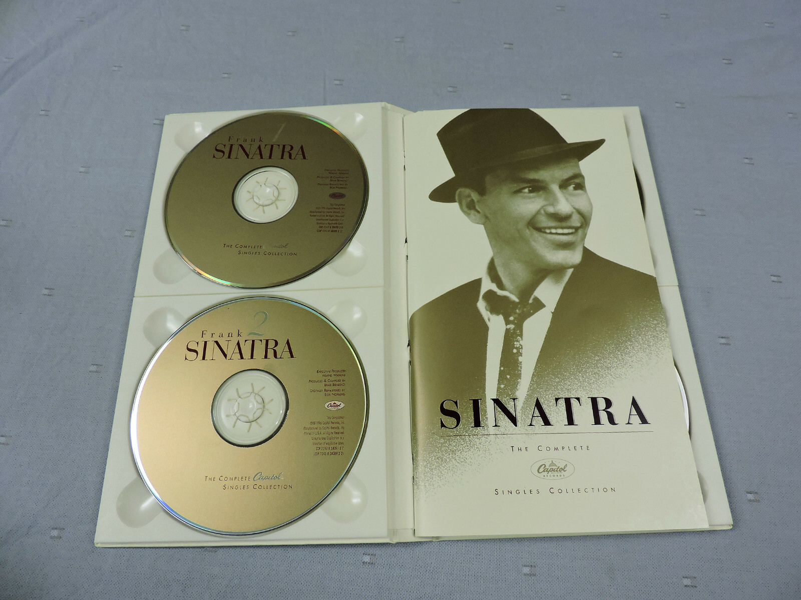 Frank Sinatra The Complete Capitol Singles Collection 4 CD Set in Book ...
