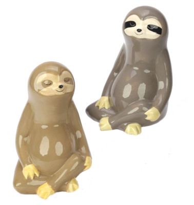 NOVELTY SLOTH CERAMIC MONEY BOX PIGGY BANK SAVINGS JAR NEW IN GIFT BOX ...