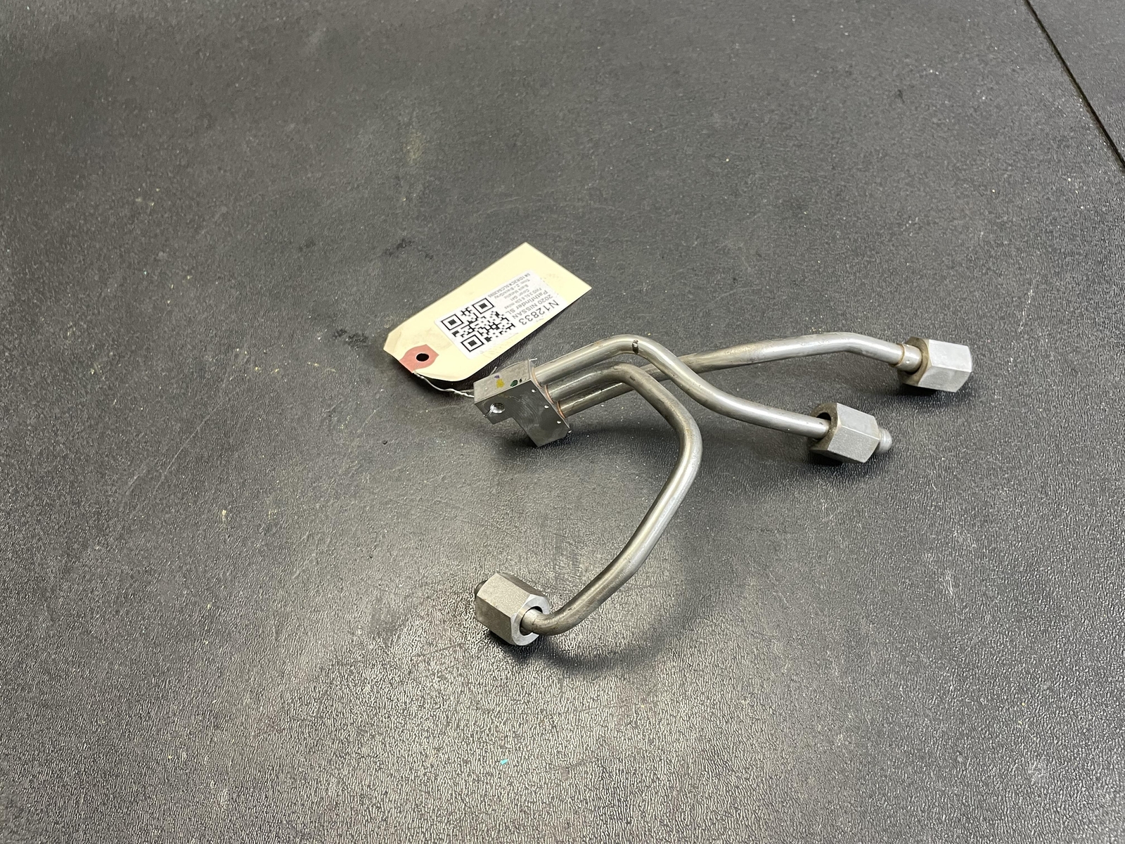 Fuel Injection Rail Tube Pipe 2020 Nissan Pathfinder 17520-6KA0D 2016 ...