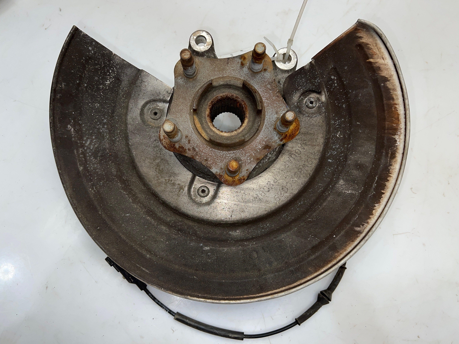 09 - 15 Jaguar XF Rear Spindle Knuckle with Hub LH Driver Side OEM ...