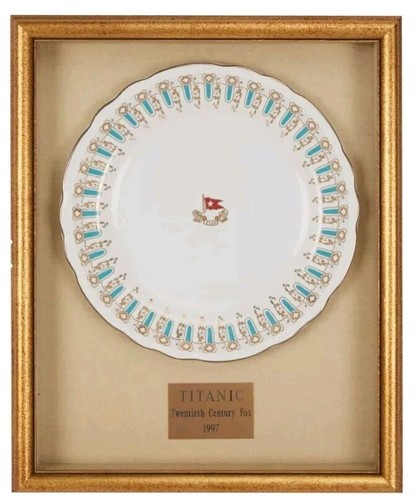 1997 TITANIC Movie Prop Framed Dinner Plate - Kate Winslet & Leonardo ...
